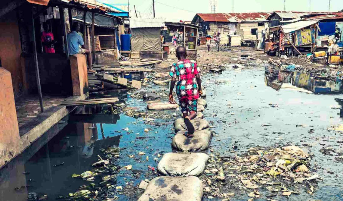 10 Causes of poverty in Nigeria and solutions - MakeMoney.ng